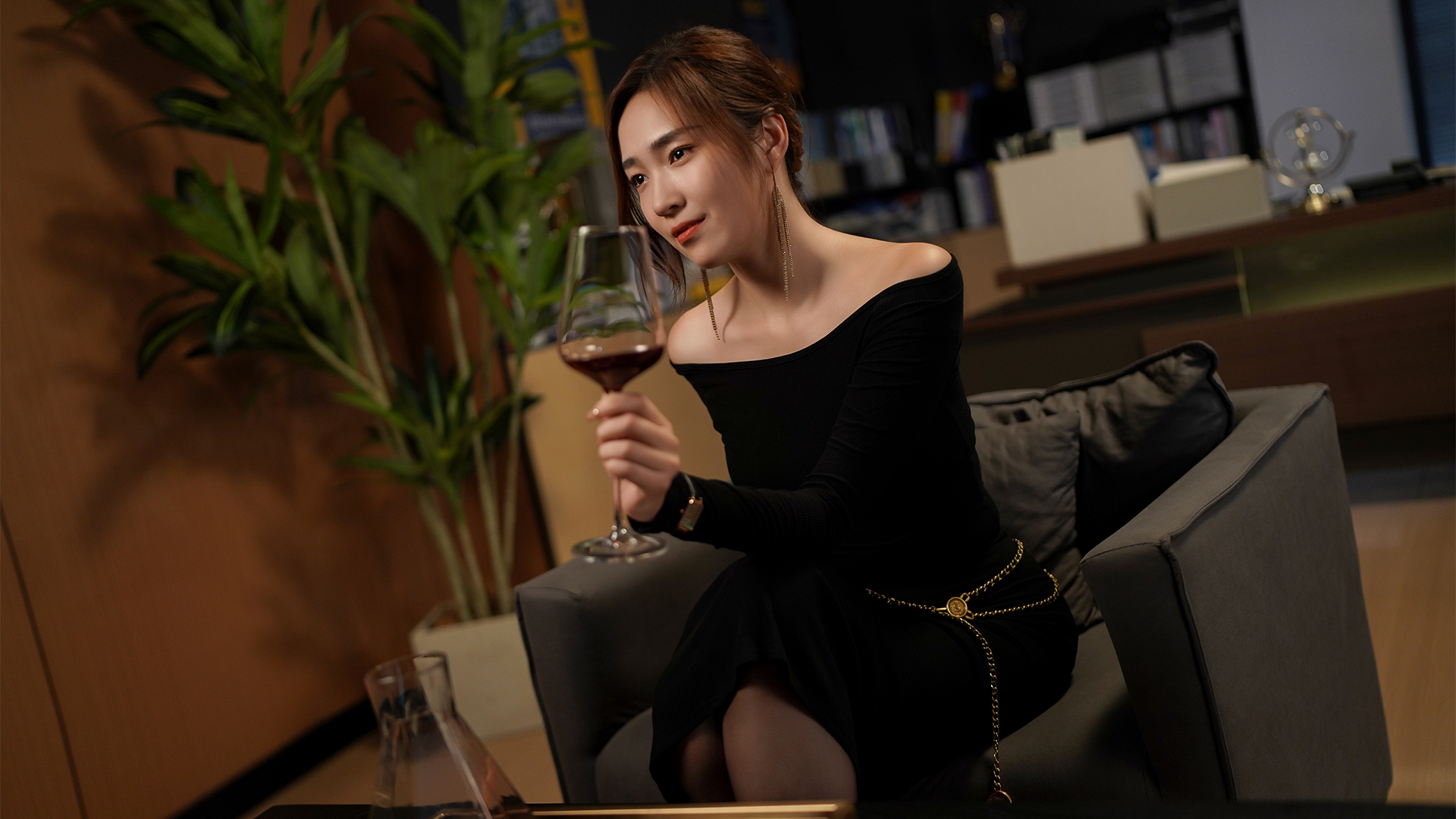 Hello Love: 18 Again | قم بتنزيلها وشرائها اليوم - Epic Games Store